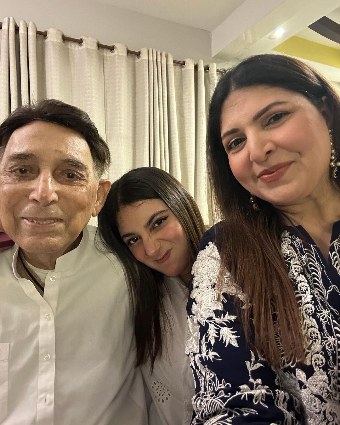 Shagufta Ejaz's Husband Passes Away | Reviewit.pk