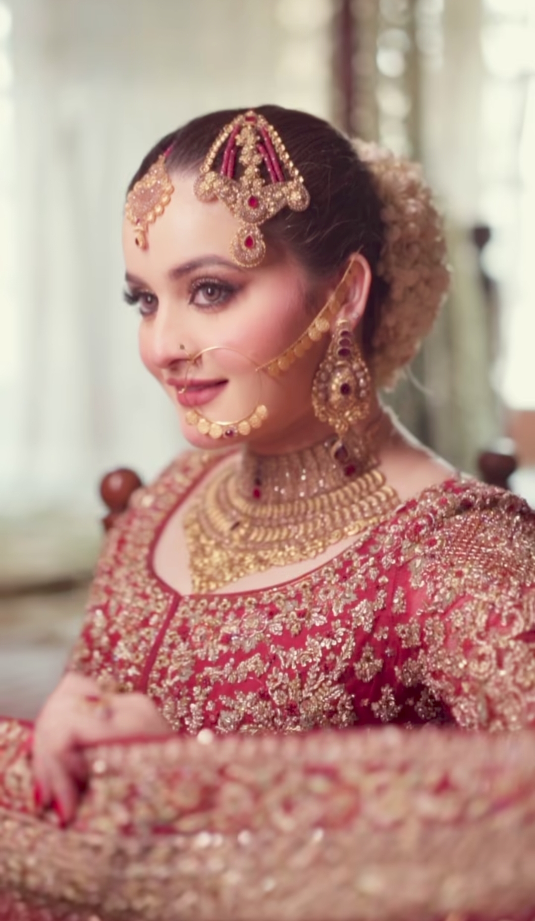 Aiman Khan's Latest Bridal Video shoot | Reviewit.pk