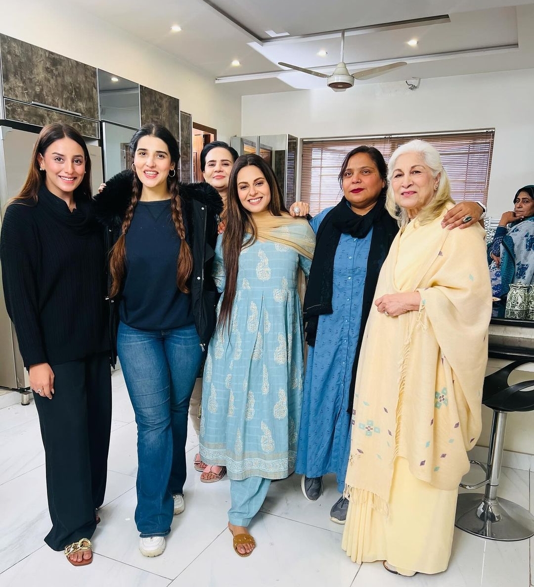 Geo TV Drama Serial Dil e Nadan BTS Pictures | Reviewit.pk