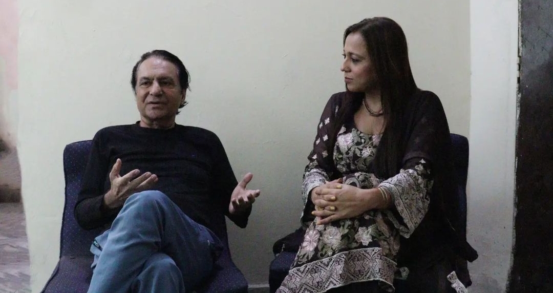 Firdous Jamal Tells Why He Left His Family | Reviewit.pk