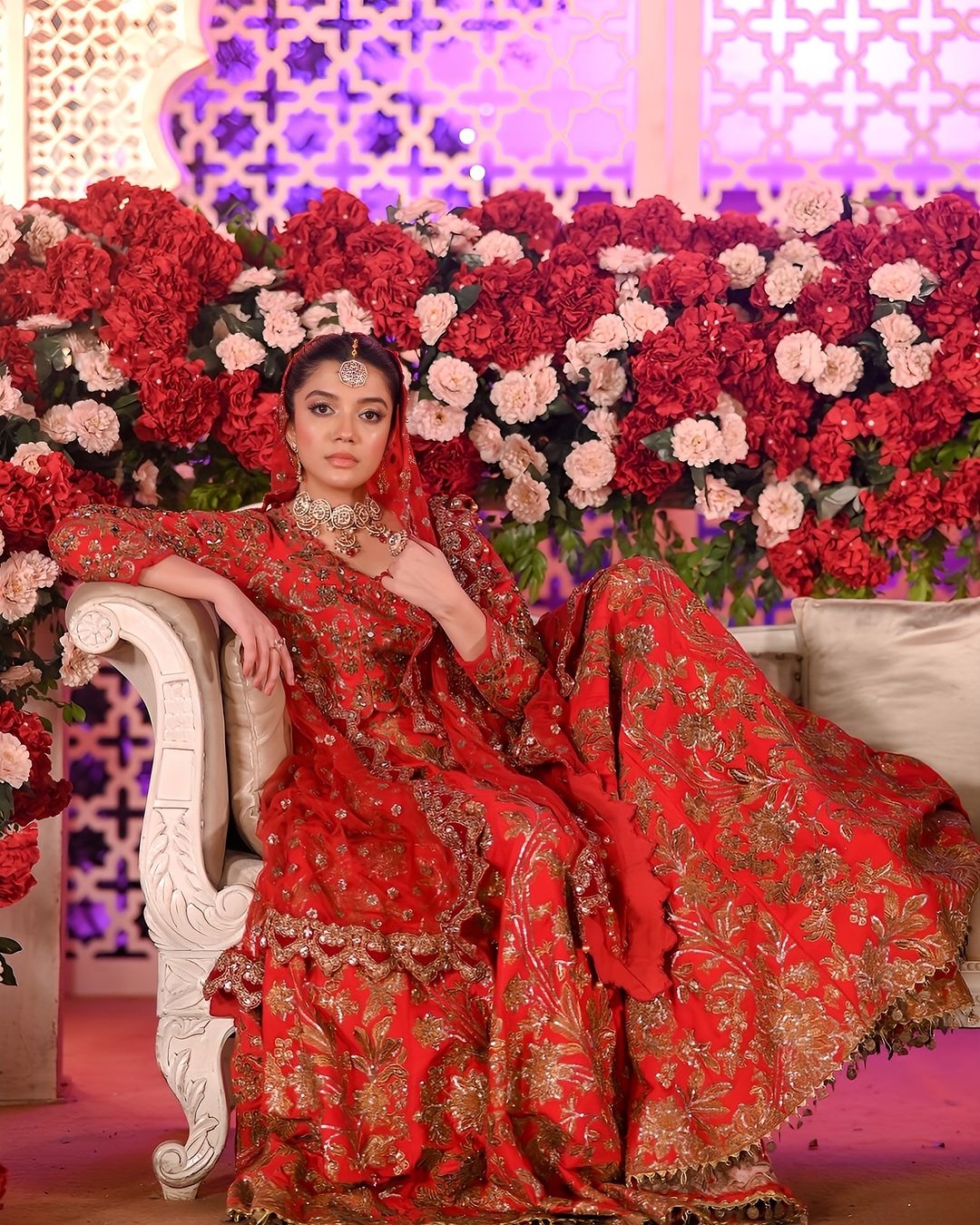 Drama Serial Kaffara Fame Reham Rafiq Real Life Pictures | Reviewit.pk