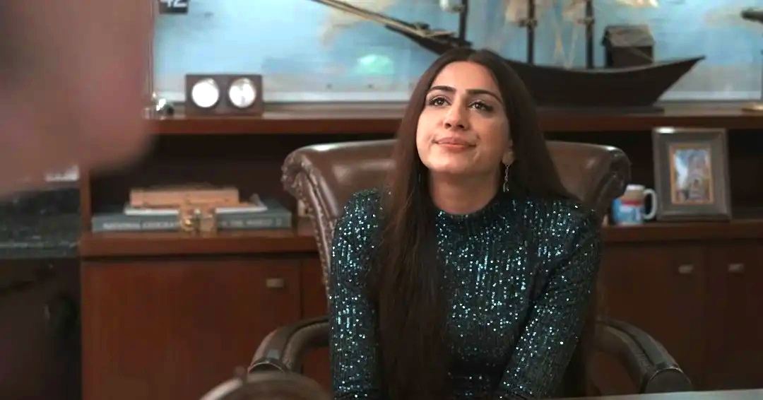 Naeema Butt's Farewell to Kabhi Main Kabhi Tum Viewers | Reviewit.pk