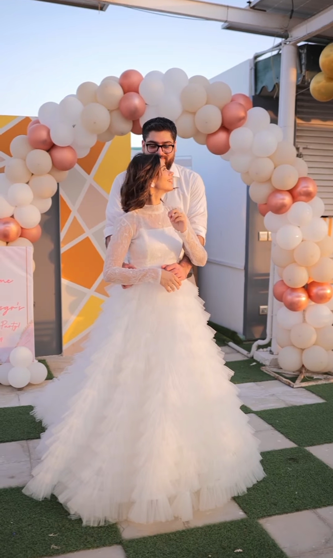 Srha Asghar Shares Pictures & Videos from Her Birthday Celebration ...