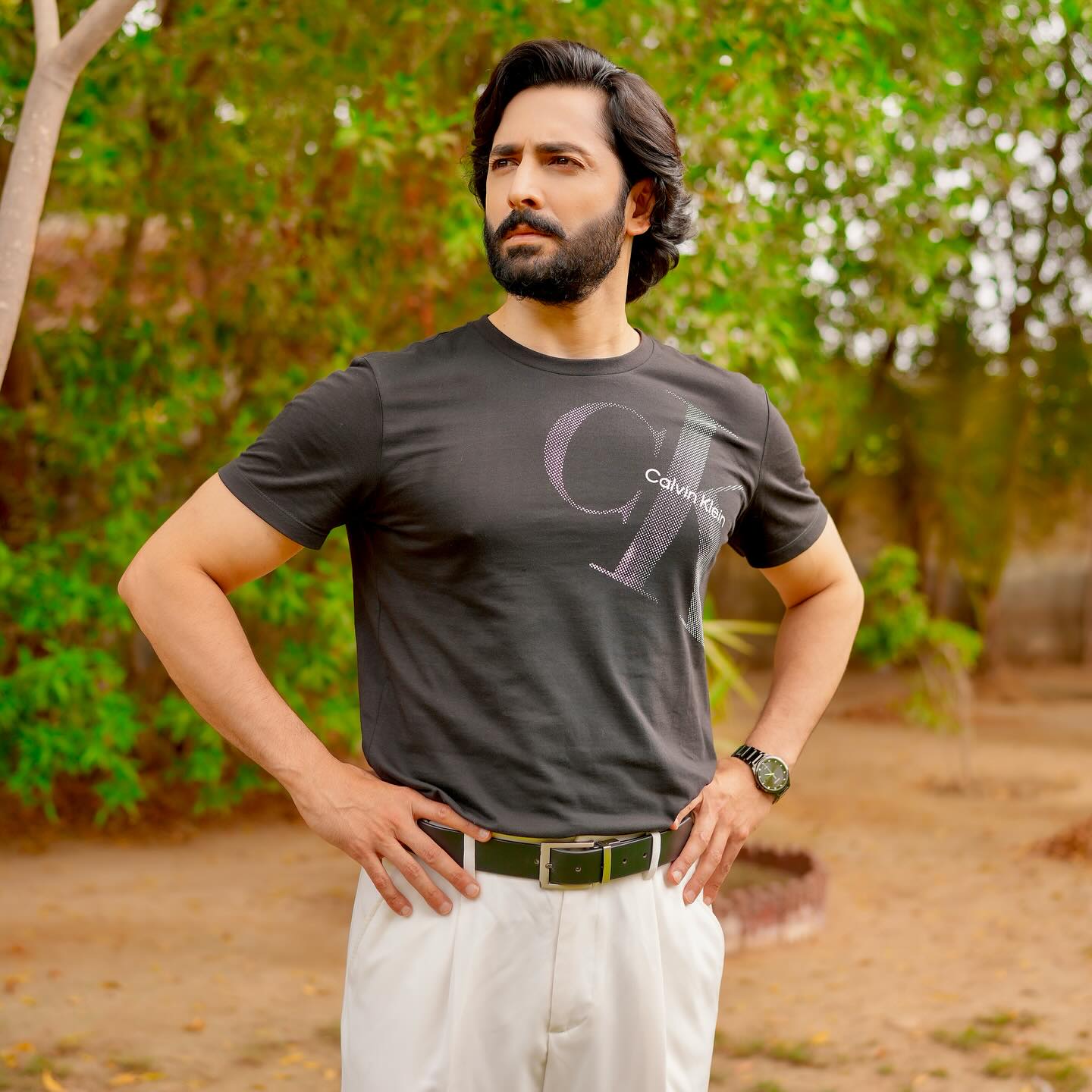 Top 10 Pakistani Stars Right Now | Reviewit.pk