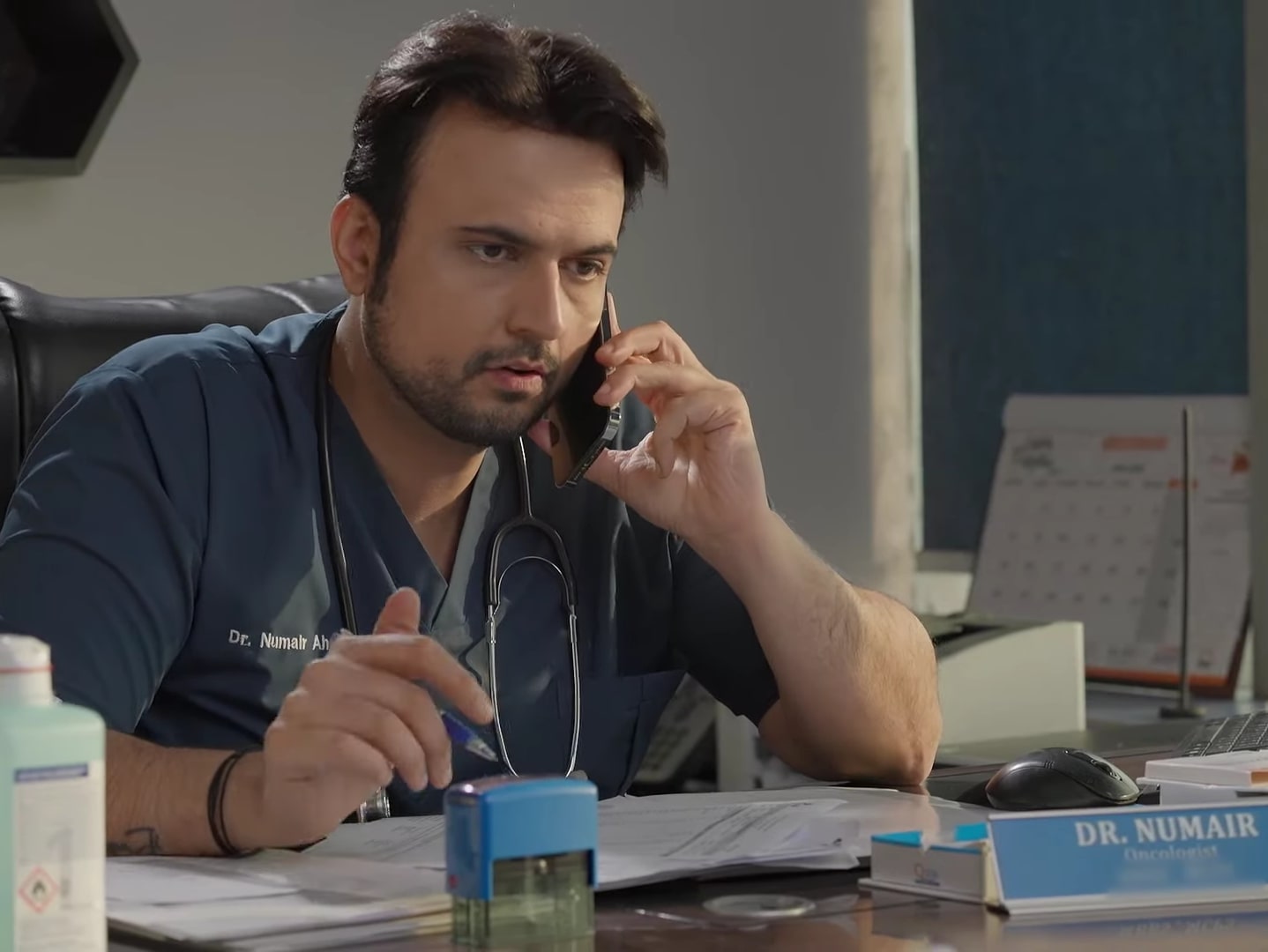 10 Famous Doctors From Pakistani Dramas | Reviewit.pk