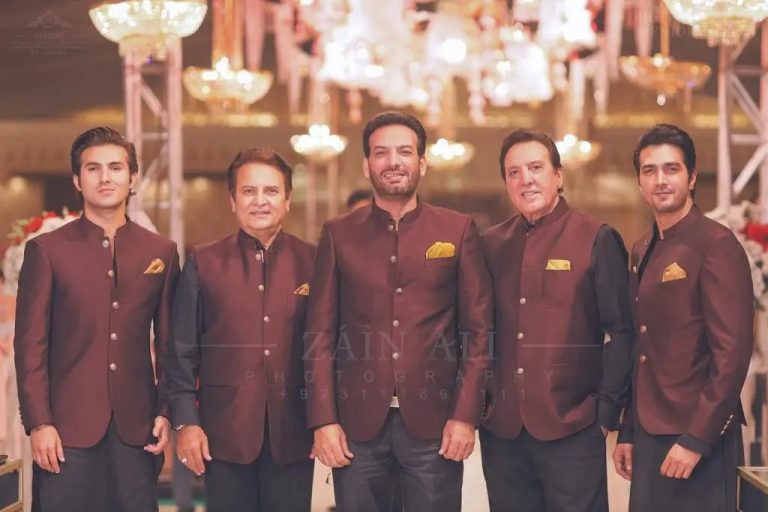 10 Pakistani Actors Who Are Real Life Brothers | Reviewit.pk