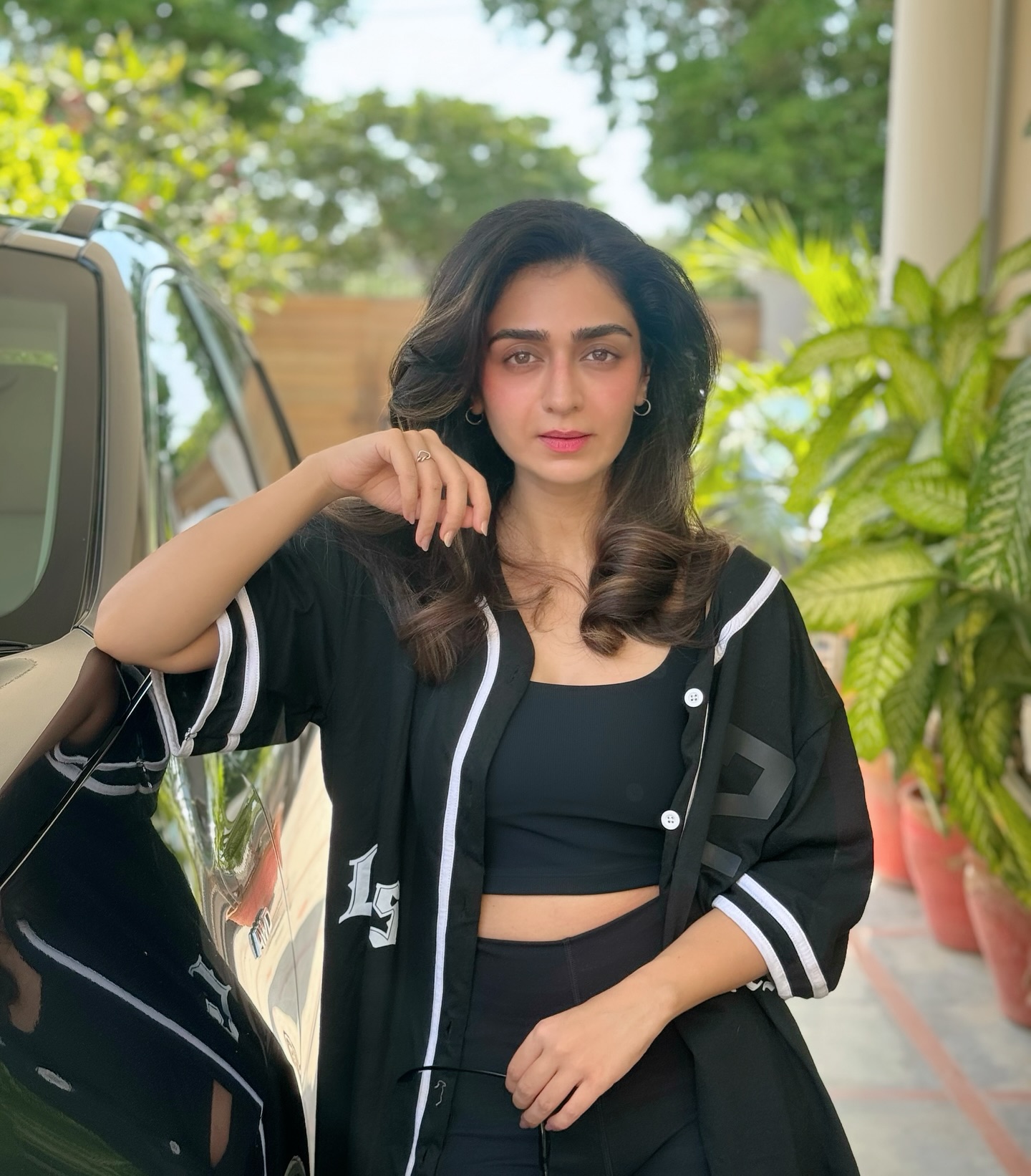 Hajra Yamin About Dealing With Hate On Gym Videos | Reviewit.pk
