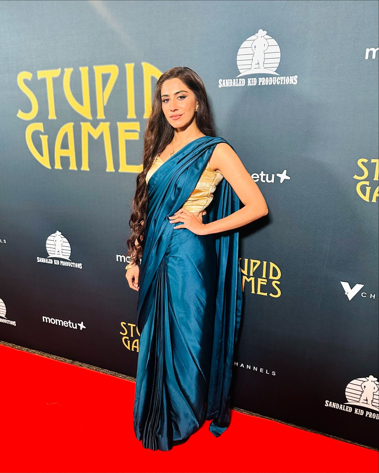 Naeema Butt Gets Emotional Talking About Fans Love | Reviewit.pk