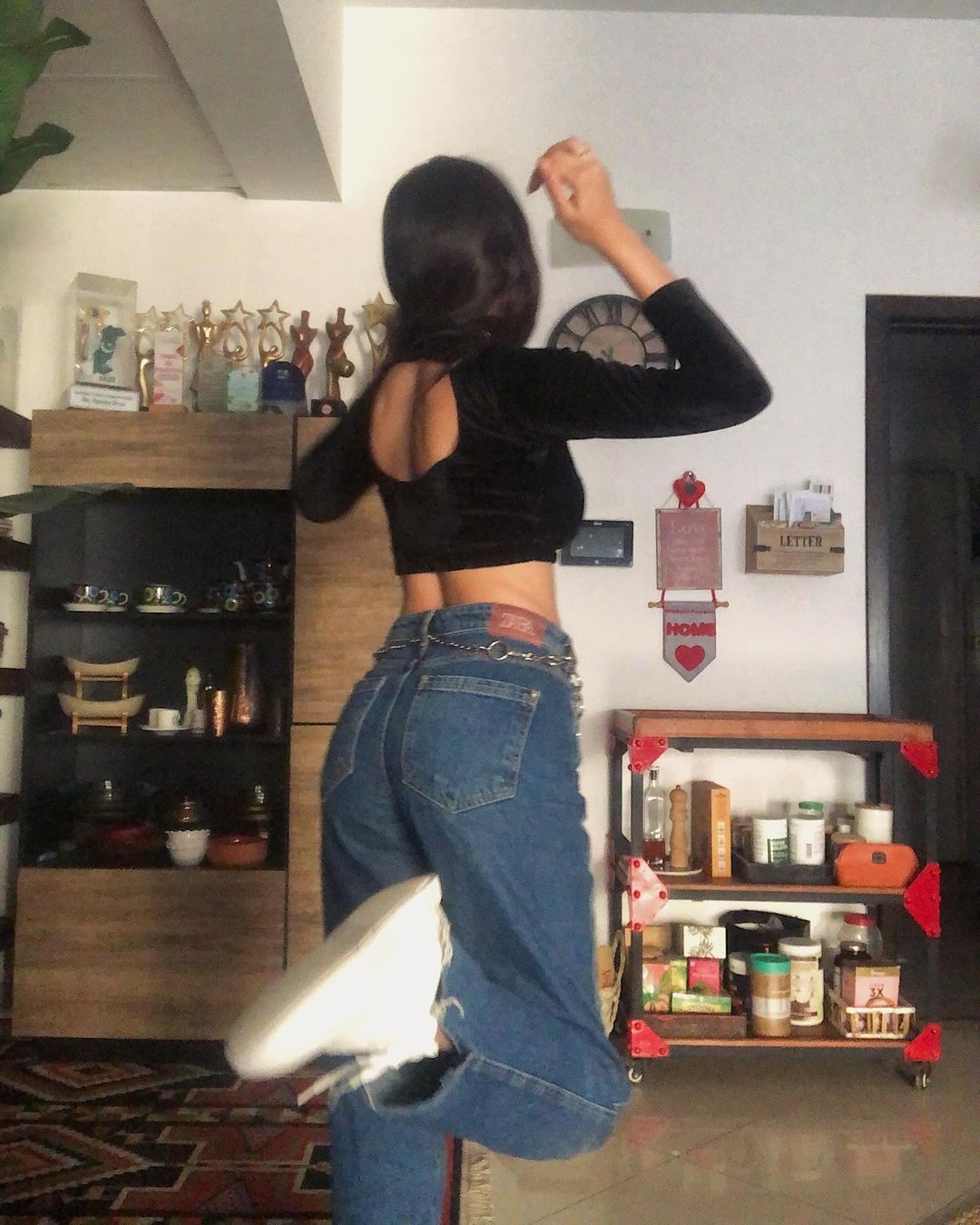 Bismil Fame Sherbano Rehmani Real Life Pictures | Reviewit.pk