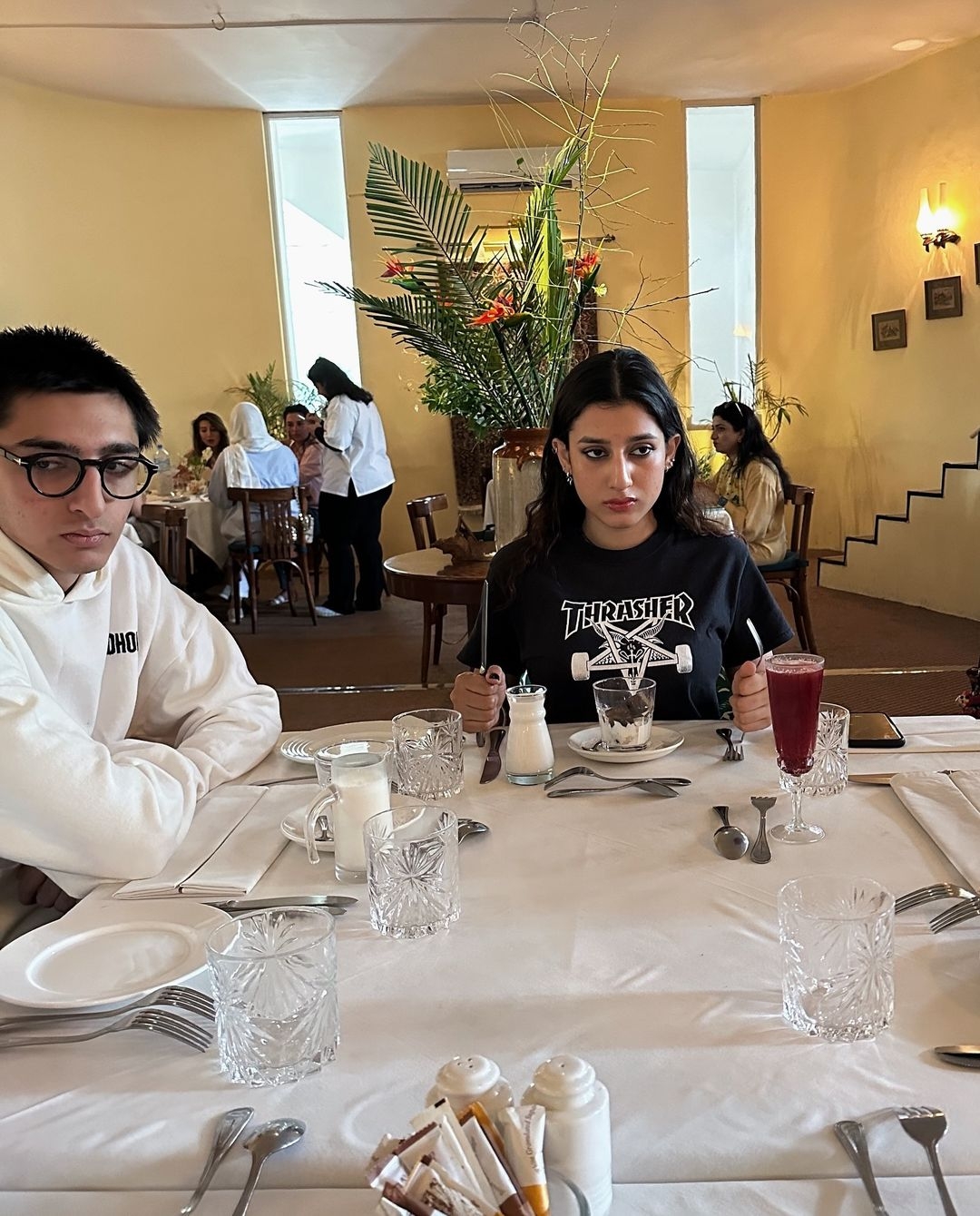 Bismil Fame Sherbano Rehmani Real Life Pictures | Reviewit.pk