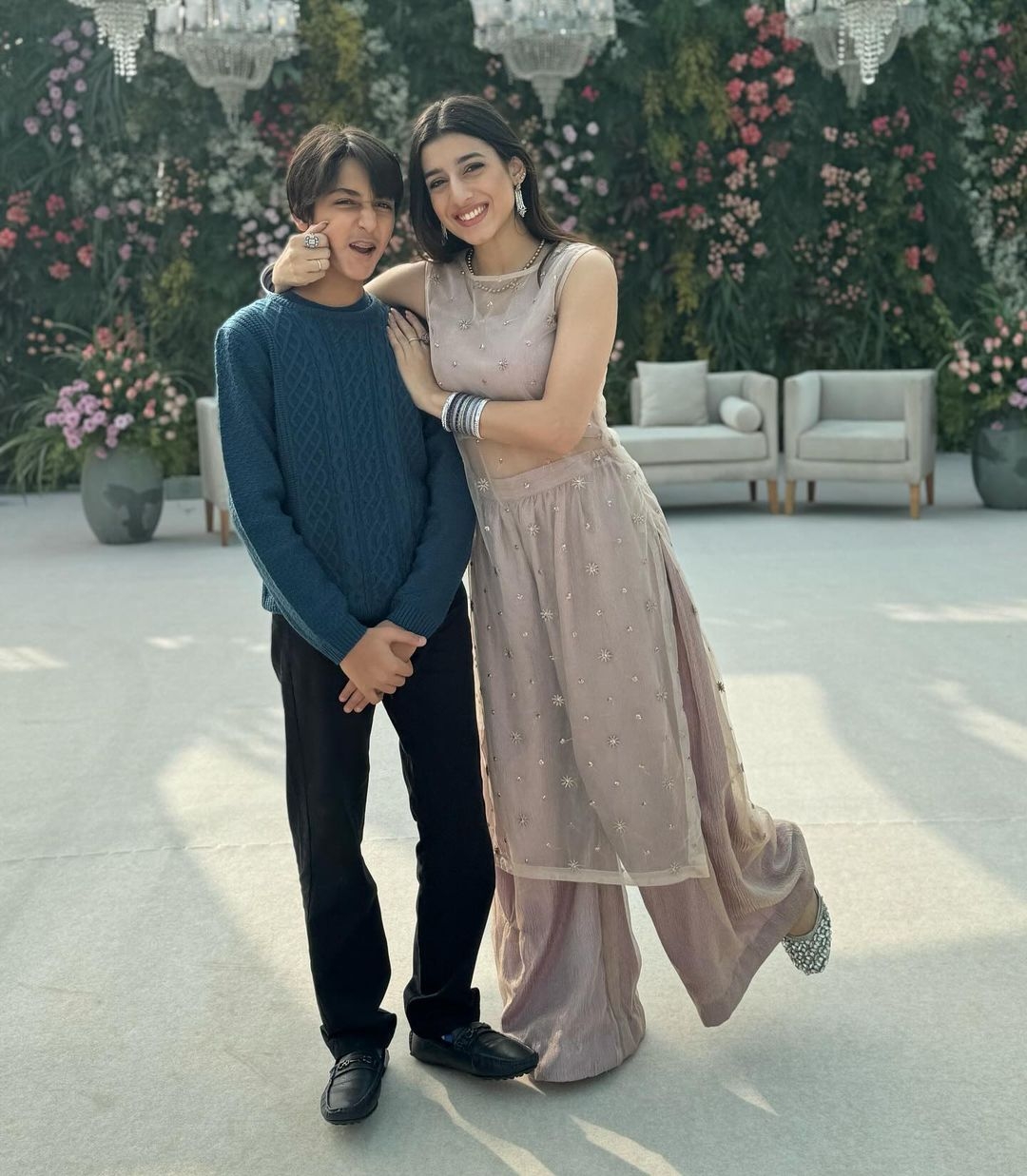 Bismil Fame Sherbano Rehmani Real Life Pictures | Reviewit.pk