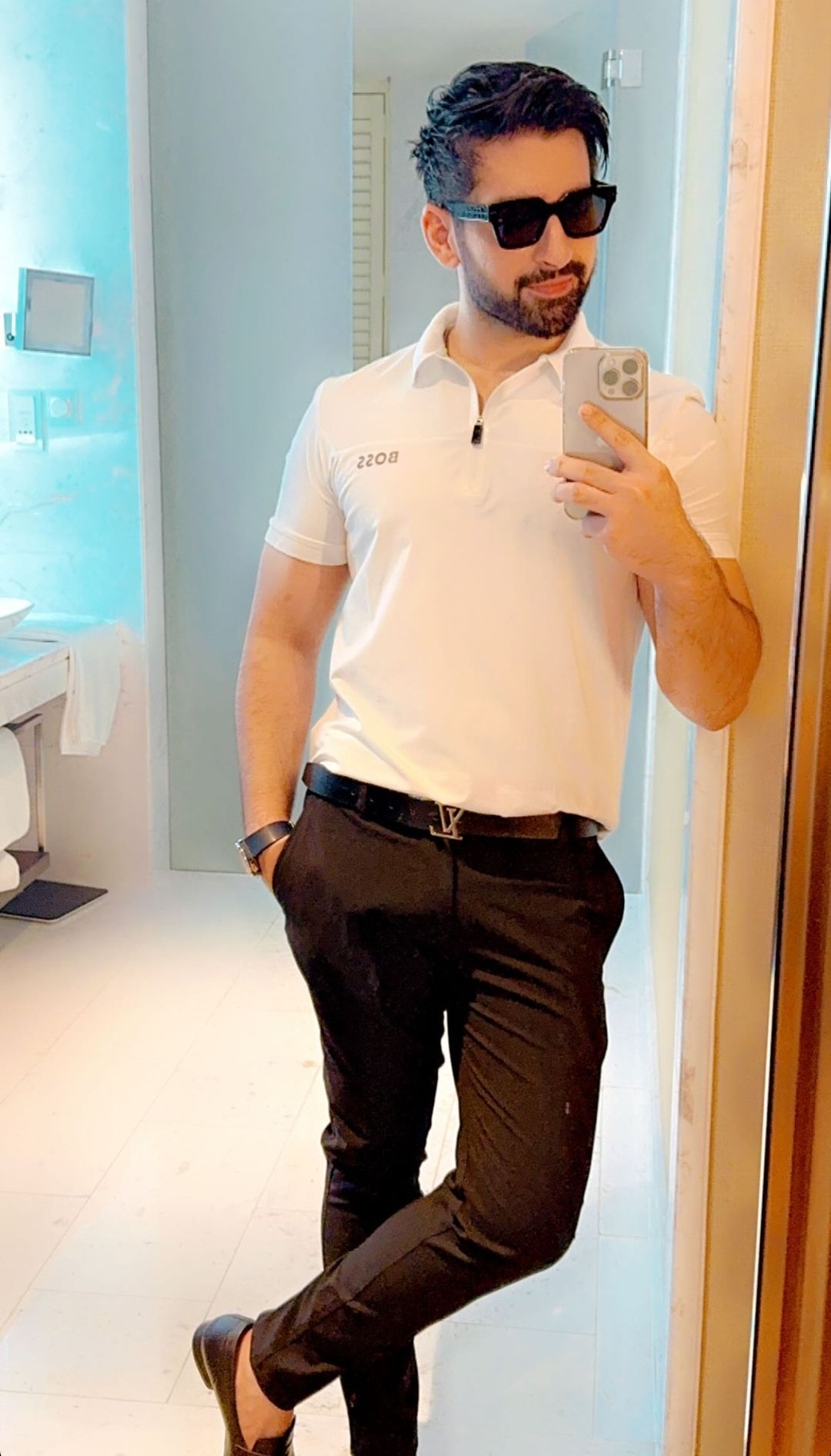 Aiman Khan and Muneeb Butt Pictures from Dubai | Reviewit.pk