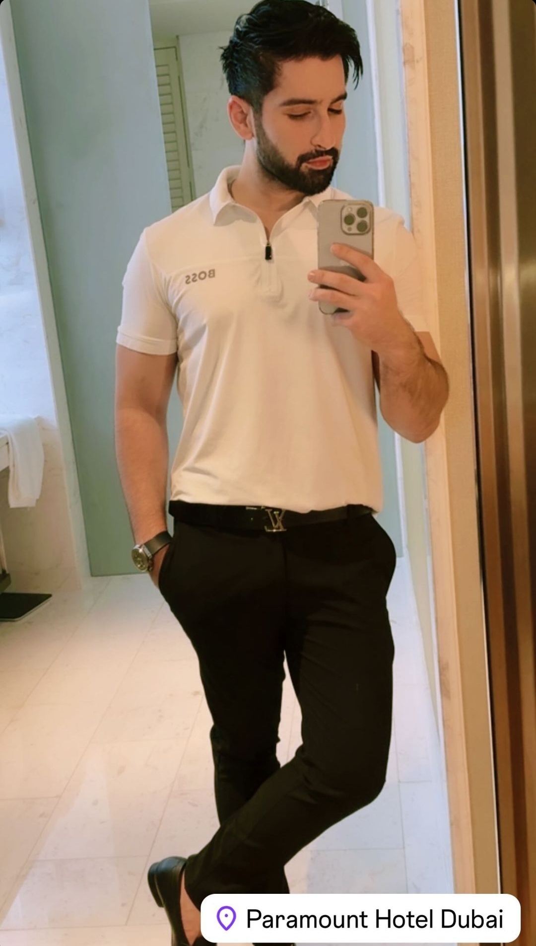 Aiman Khan and Muneeb Butt Pictures from Dubai | Reviewit.pk