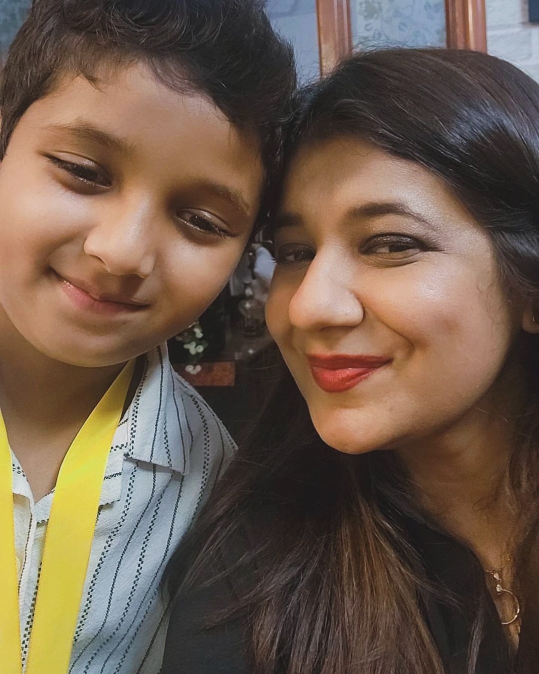 Fahad Mustafa Latest Family Pictures & Video | Reviewit.pk
