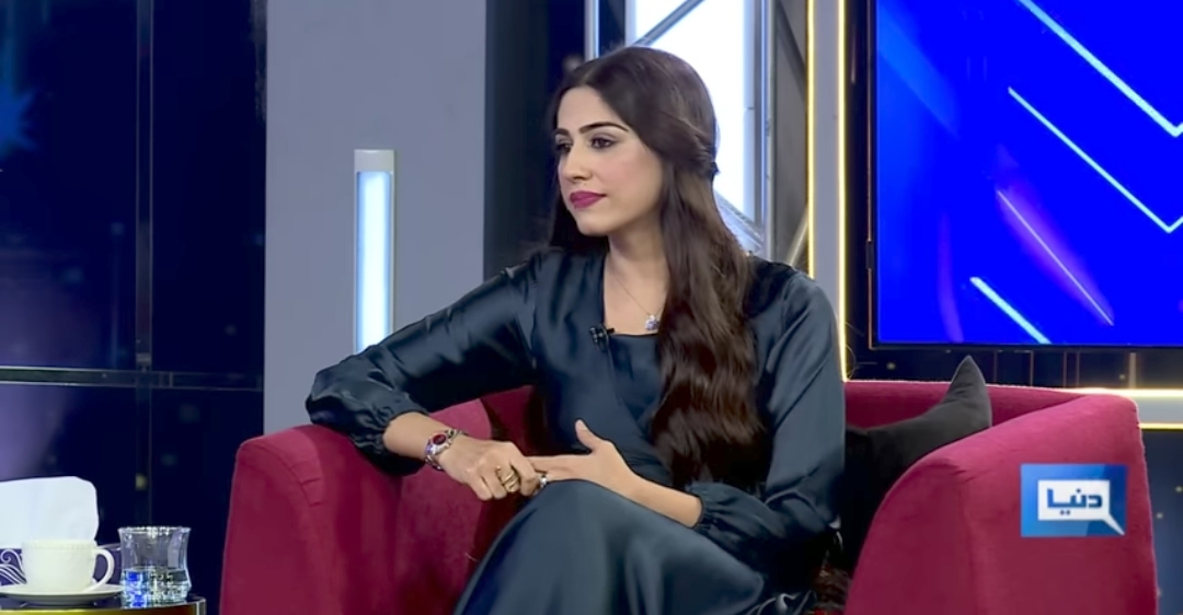 Naeema Butt Trolled For Her Reason to Skip MBBS Degree | Reviewit.pk