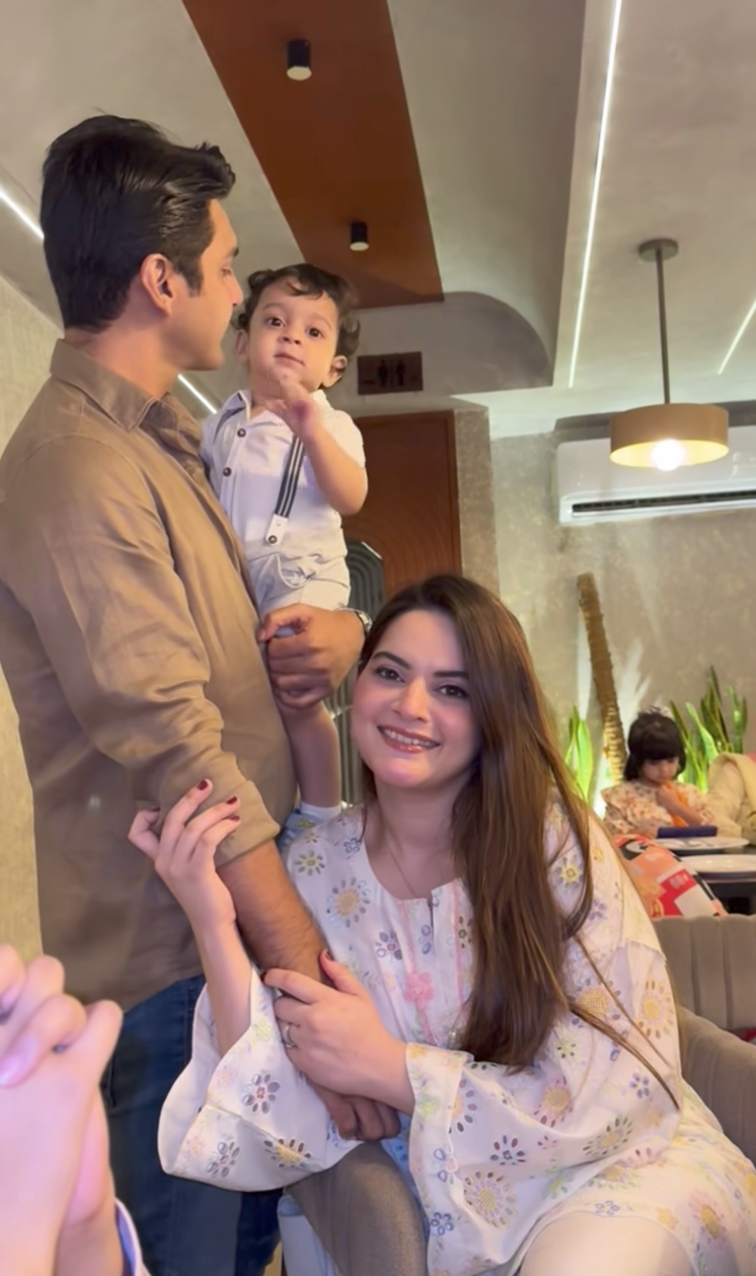 Minal Khan Son's First Birthday Celebration at Home | Reviewit.pk