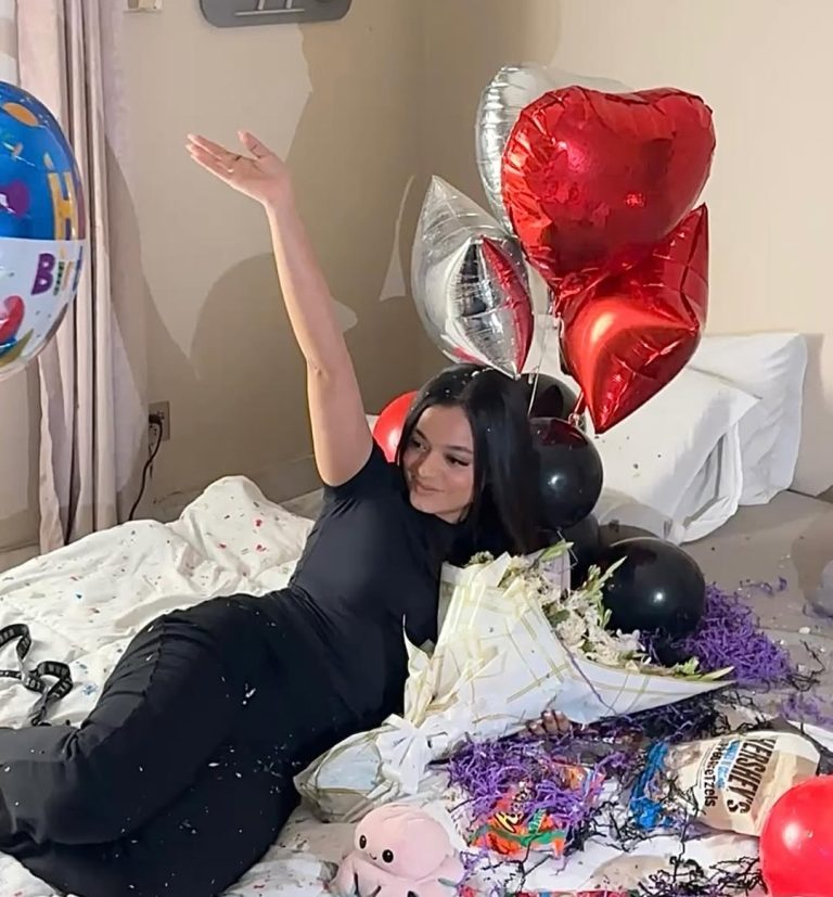 Is Parvez Musharraf Zainab Raza’s Grandfather | Reviewit.pk