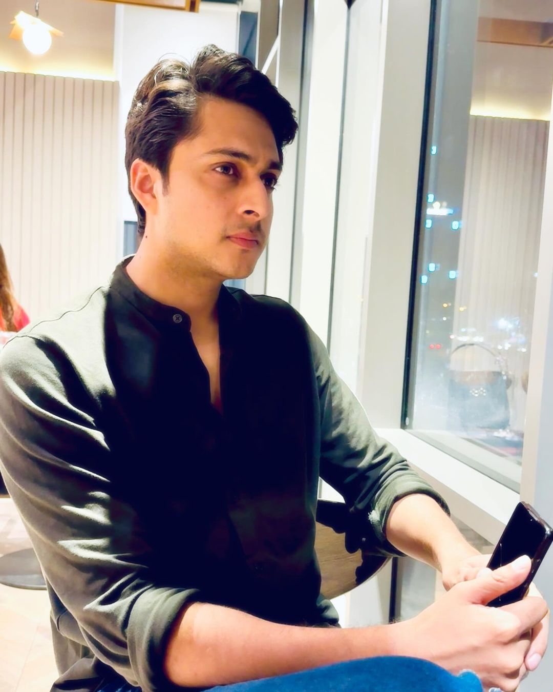 Tan Man Neel o Neel Cast, Schedule and Timing | Reviewit.pk