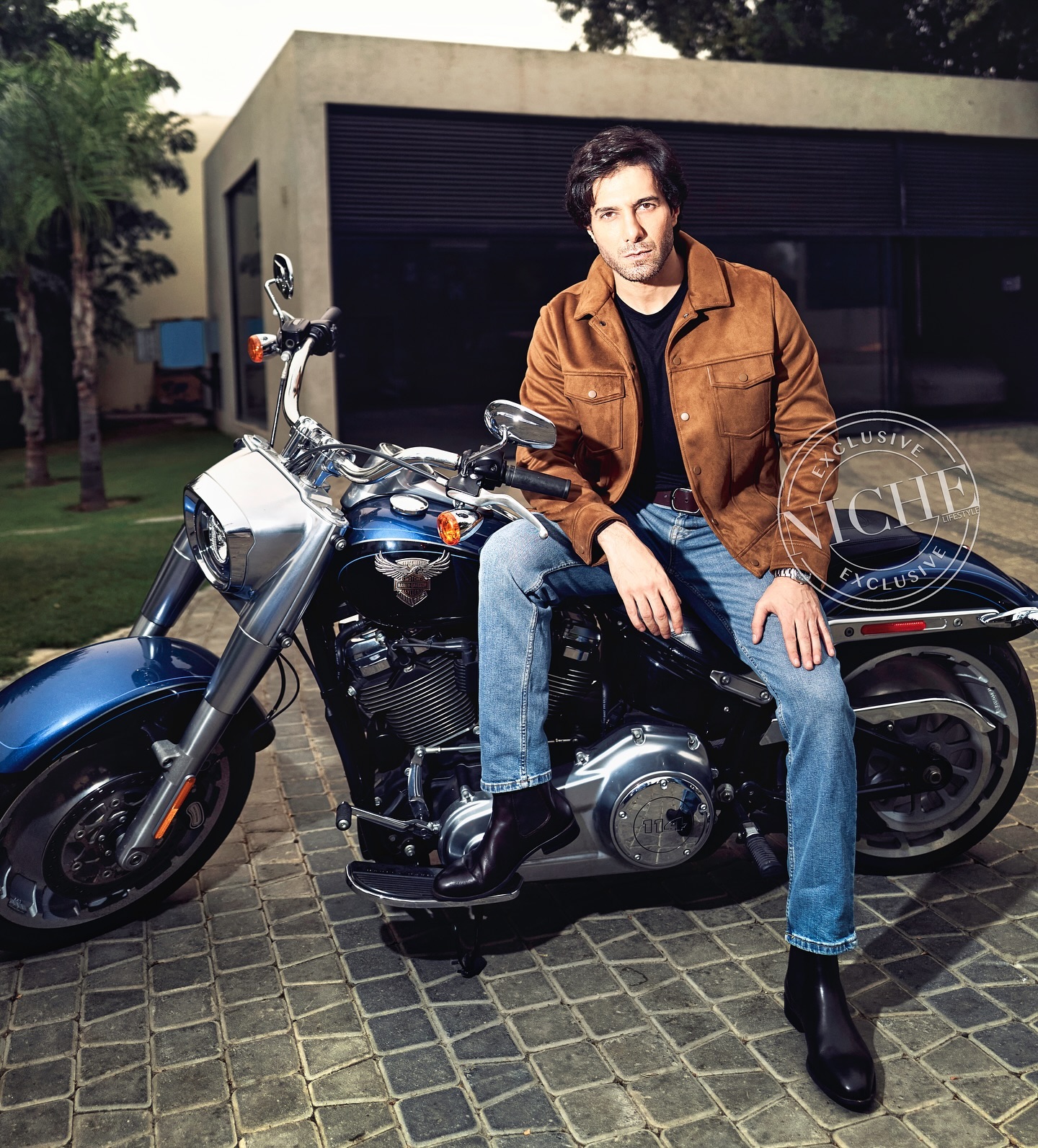 Emmad Irfani's Sizzling Shoot Sparks Reaction | Reviewit.pk