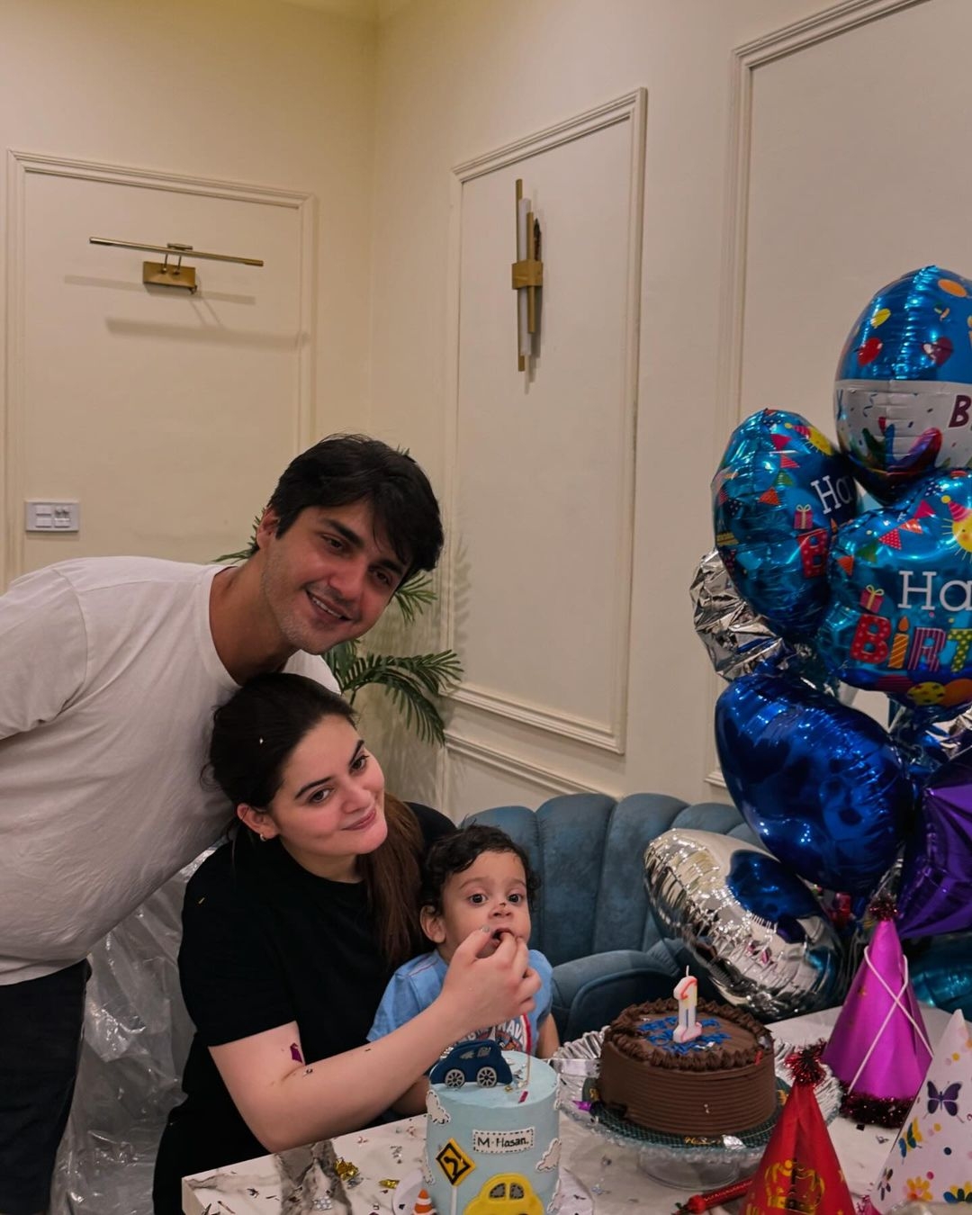 Minal Khan Son's First Birthday Celebration at Home | Reviewit.pk