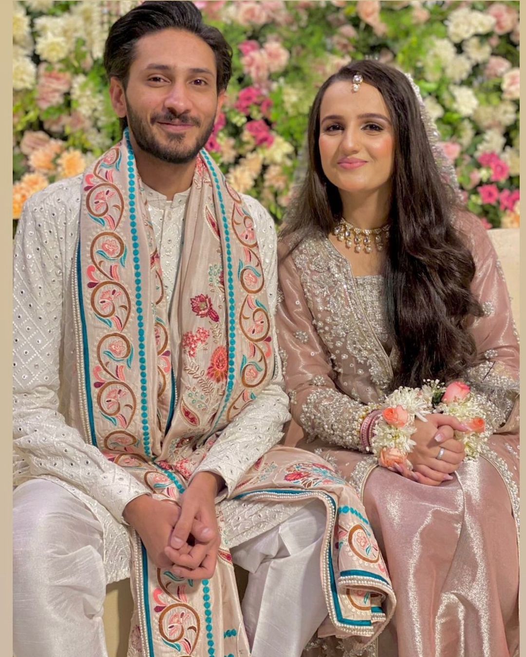 Zara Noor Abbas Brother Nikah Pictures & Video | Reviewit.pk