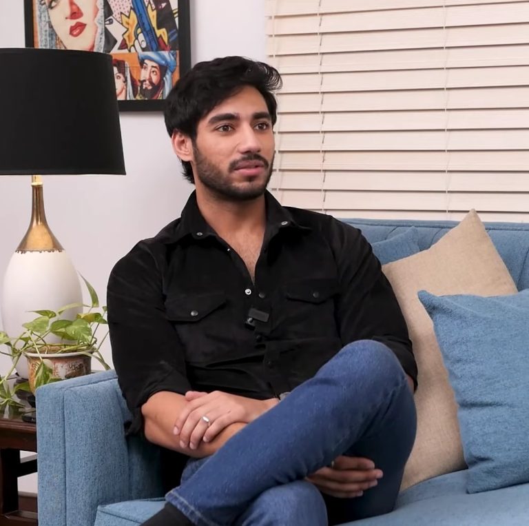 Fans Divided Over Iqtidar's Ali Raza's Statement | Reviewit.pk