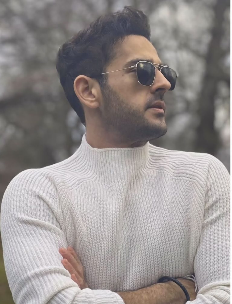 Meri Tanhai Cast, Schedule and Timings | Reviewit.pk