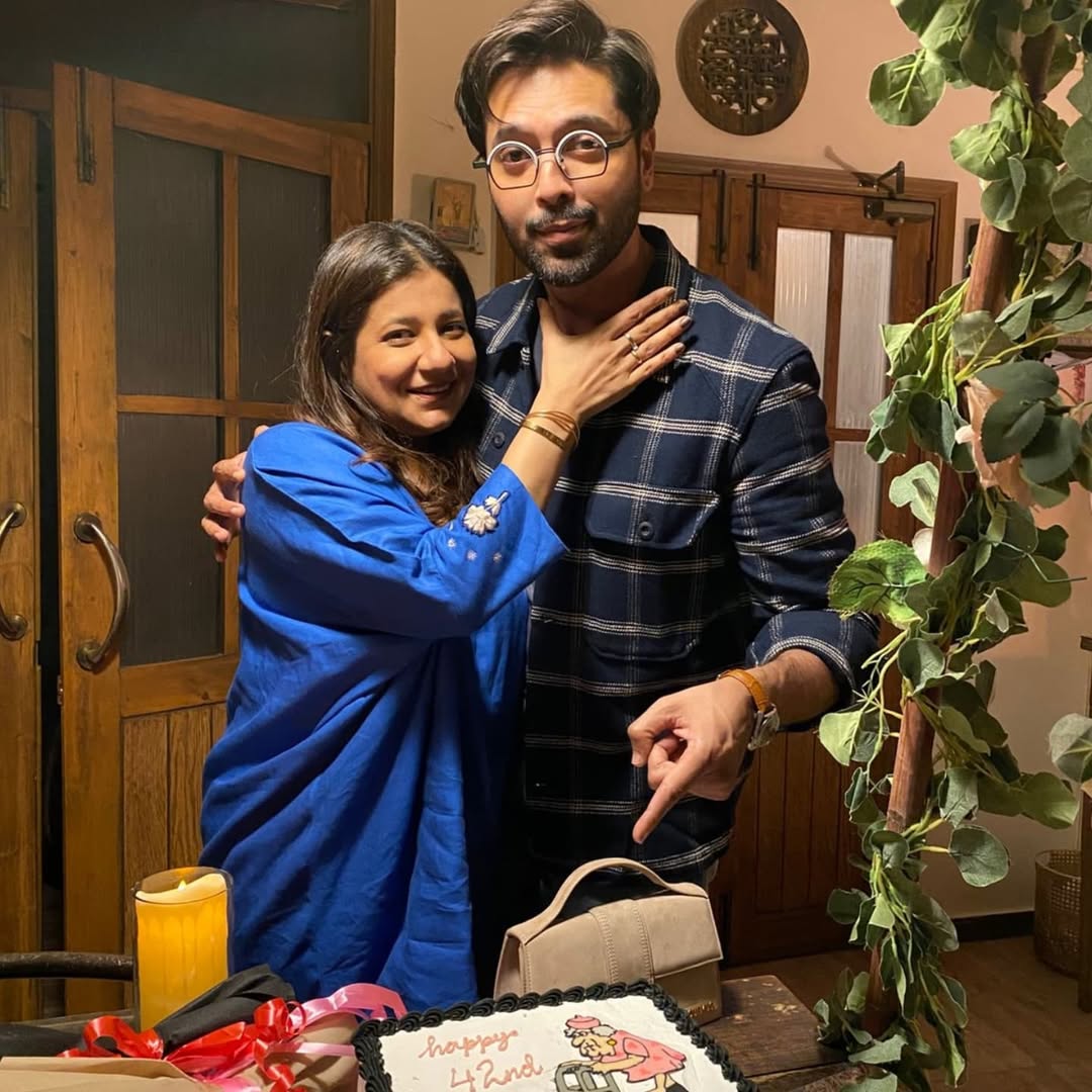 Fahad Mustafa Celebrates Wife Sana's Birthday | Reviewit.pk