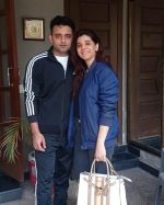 Kiran Ashfaque Hussein Dar Shares Pictures With Husband On Anniversary ...