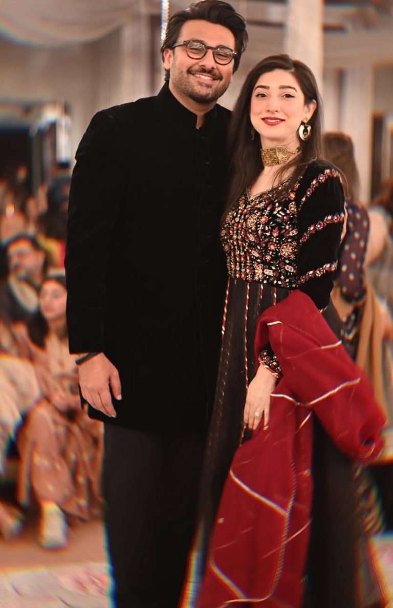 Mariyam Nafees Responds to Public Criticism of Her Pregnancy Pictures | Reviewit.pk