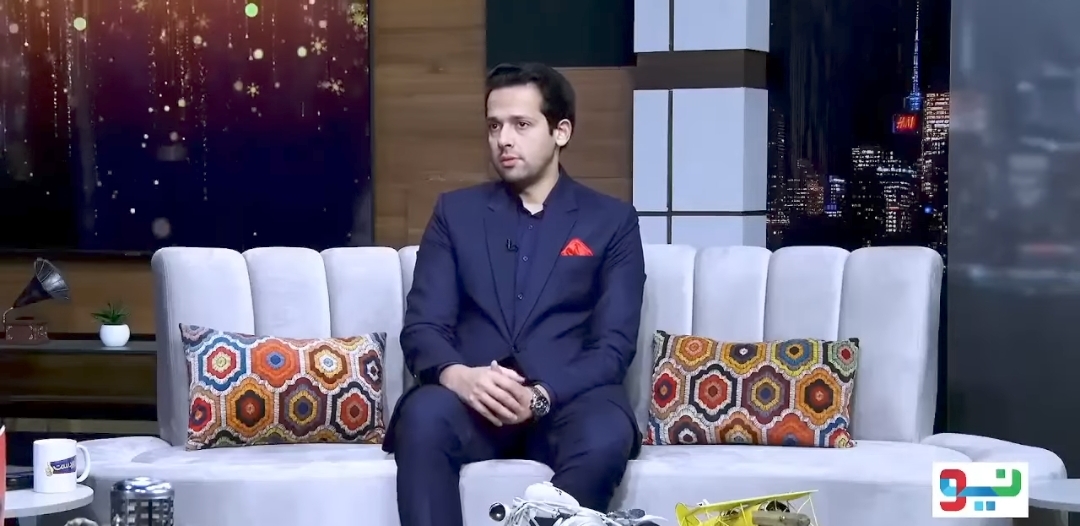 Muzammil Shah Criticizes Mahira Khan’s Acting Skills | Reviewit.pk