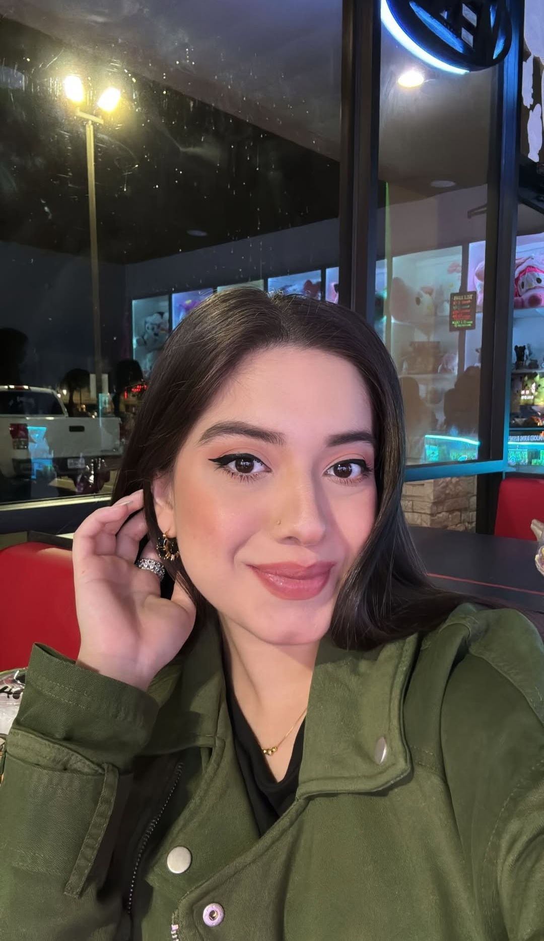 Arisha Razi Khan Beautiful Pictures with Husband | Reviewit.pk