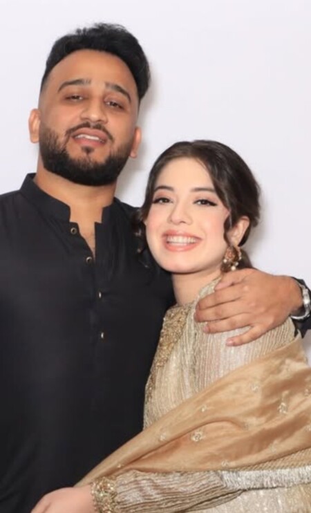 Arisha Razi Khan Beautiful Pictures with Husband | Reviewit.pk