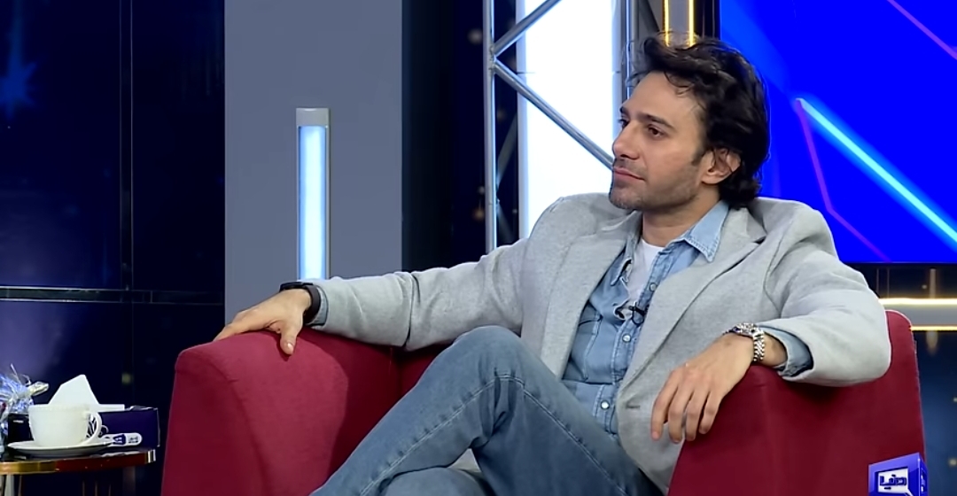 Emmad Irfani on One Sided Love & Affection | Reviewit.pk