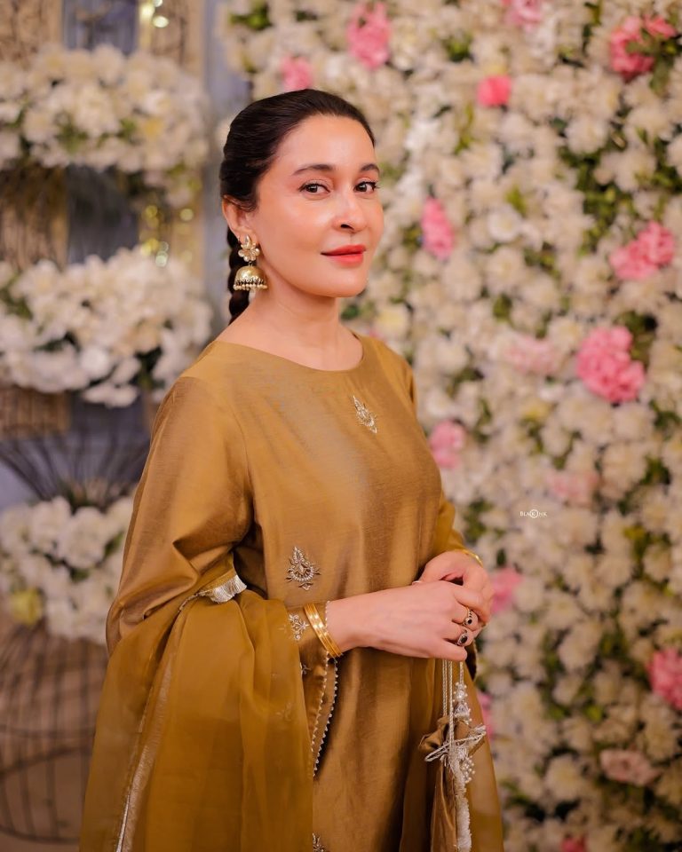 Celebrities Spotted At Khaled Anam’s Son’s Wedding Reception | Reviewit.pk