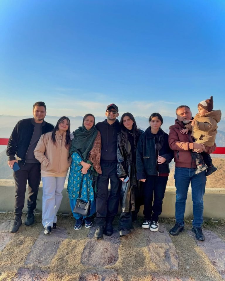 Maaz Safder & Saba Maaz Adorable Family Clicks from Swat | Reviewit.pk
