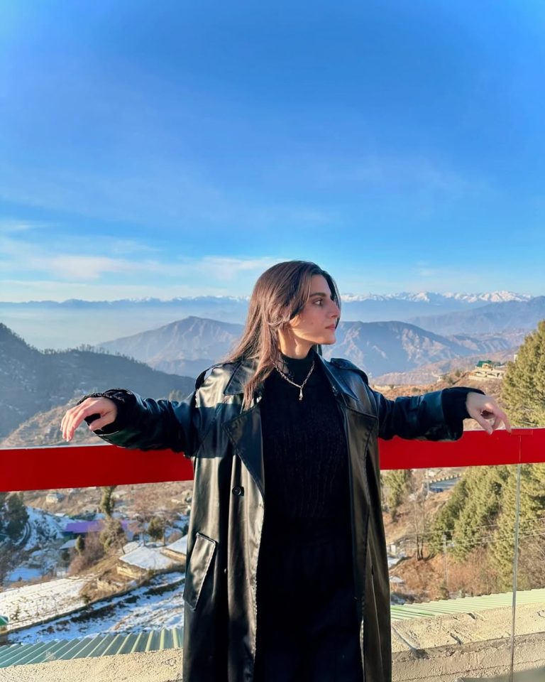 Maaz Safder & Saba Maaz Adorable Family Clicks from Swat | Reviewit.pk