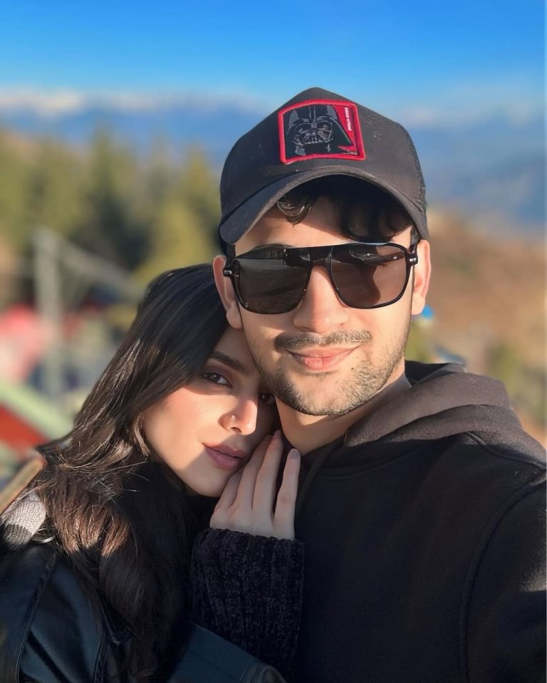 Maaz Safder & Saba Maaz Adorable Family Clicks from Swat | Reviewit.pk