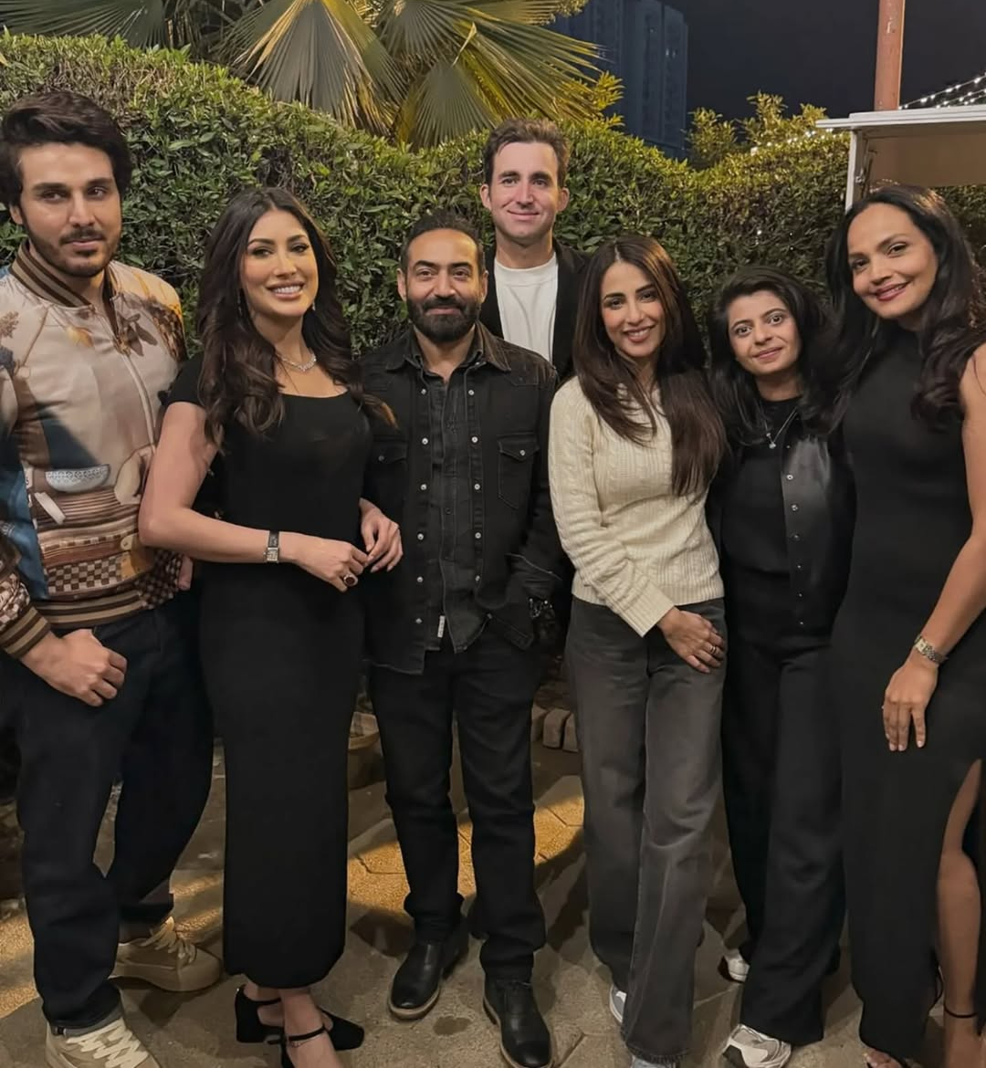 Mehwish Hayat Celebrates Star-Studded Birthday | Reviewit.pk