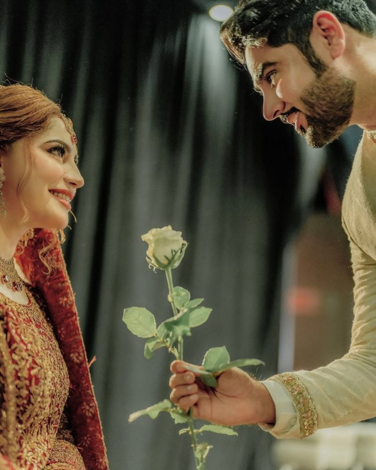 Neelam Muneer Shares HD Pictures from Her Dua e Khair | Reviewit.pk