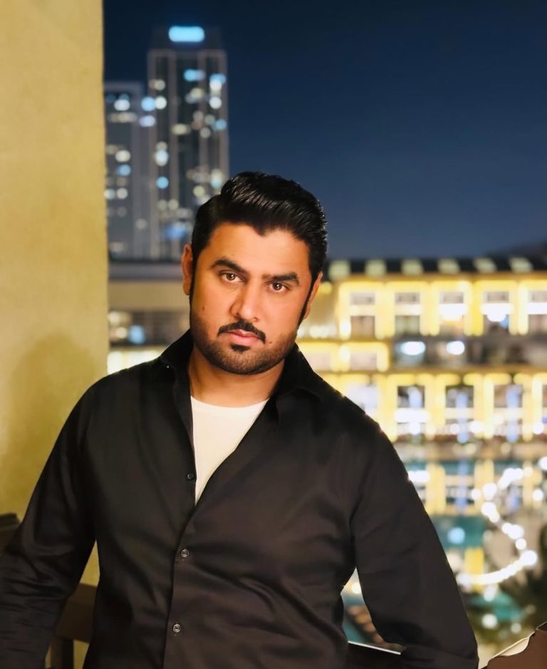 Who is Neelam Muneer’s Husband - Yasir Shami Reveals | Reviewit.pk