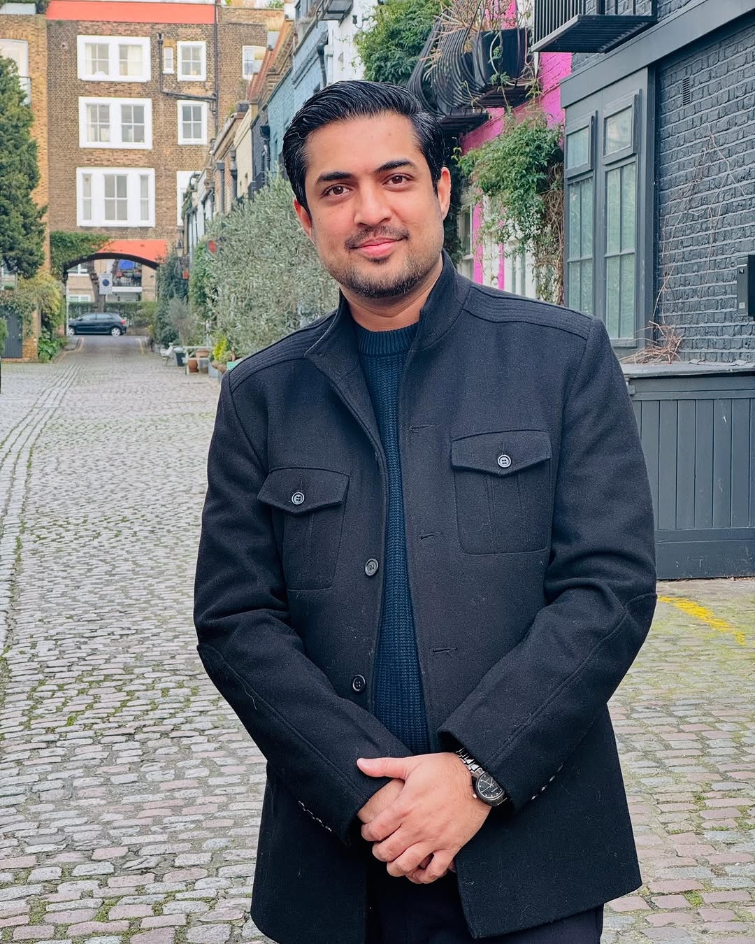 Iqrar ul Hassan Shares Adorable Family Pictures | Reviewit.pk