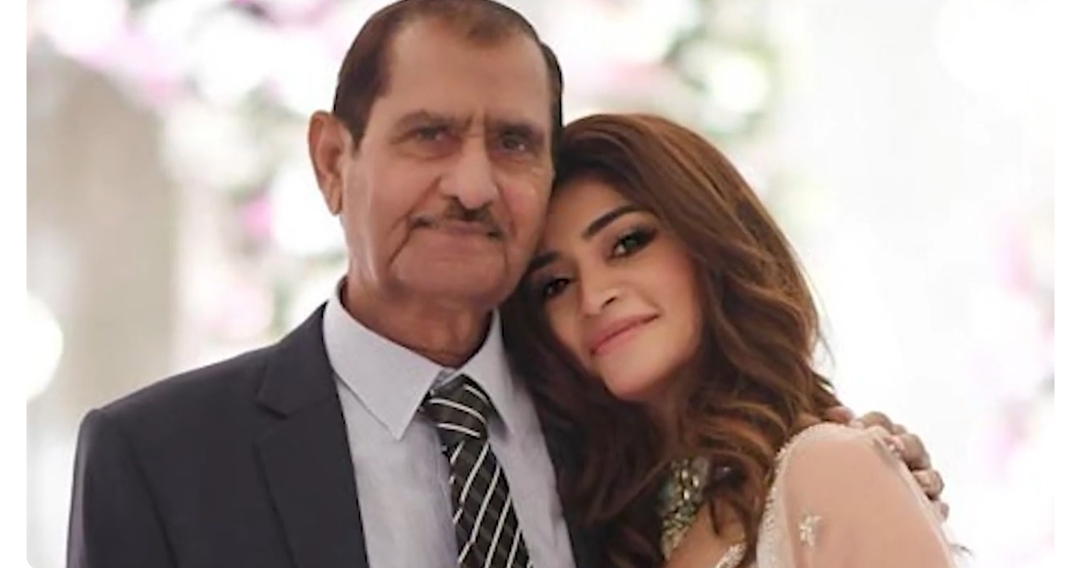 Writer Nasir Adeeb's Honest Opinion About Daughter's Acting | Reviewit.pk