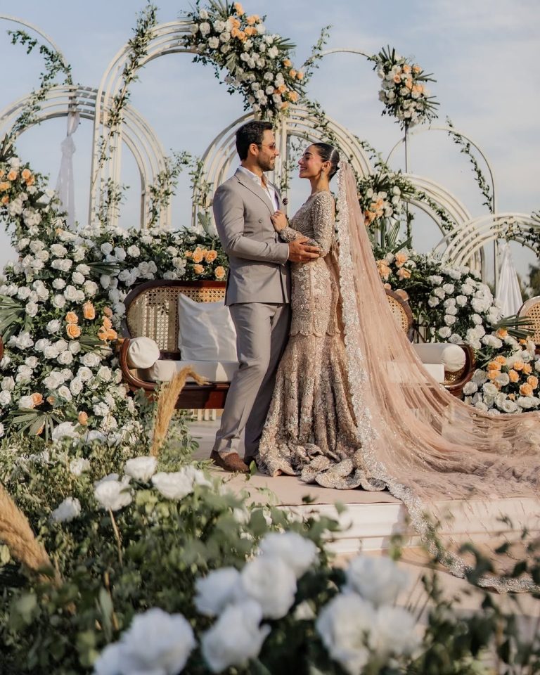 Ahmed Ali Akbar & Maham Batool HD Wedding Pictures | Reviewit.pk