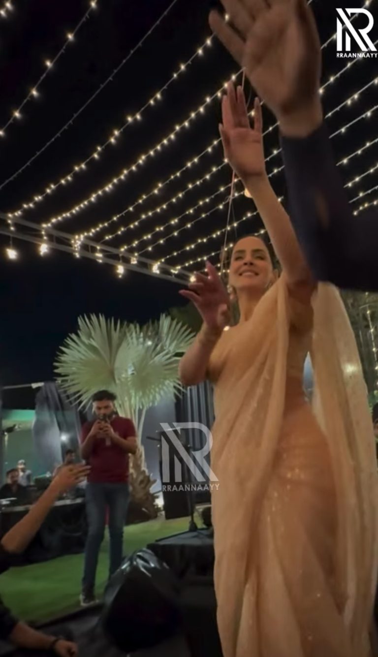 Kubra Khan and Gohar Rasheed Video from Qawali Night | Reviewit.pk