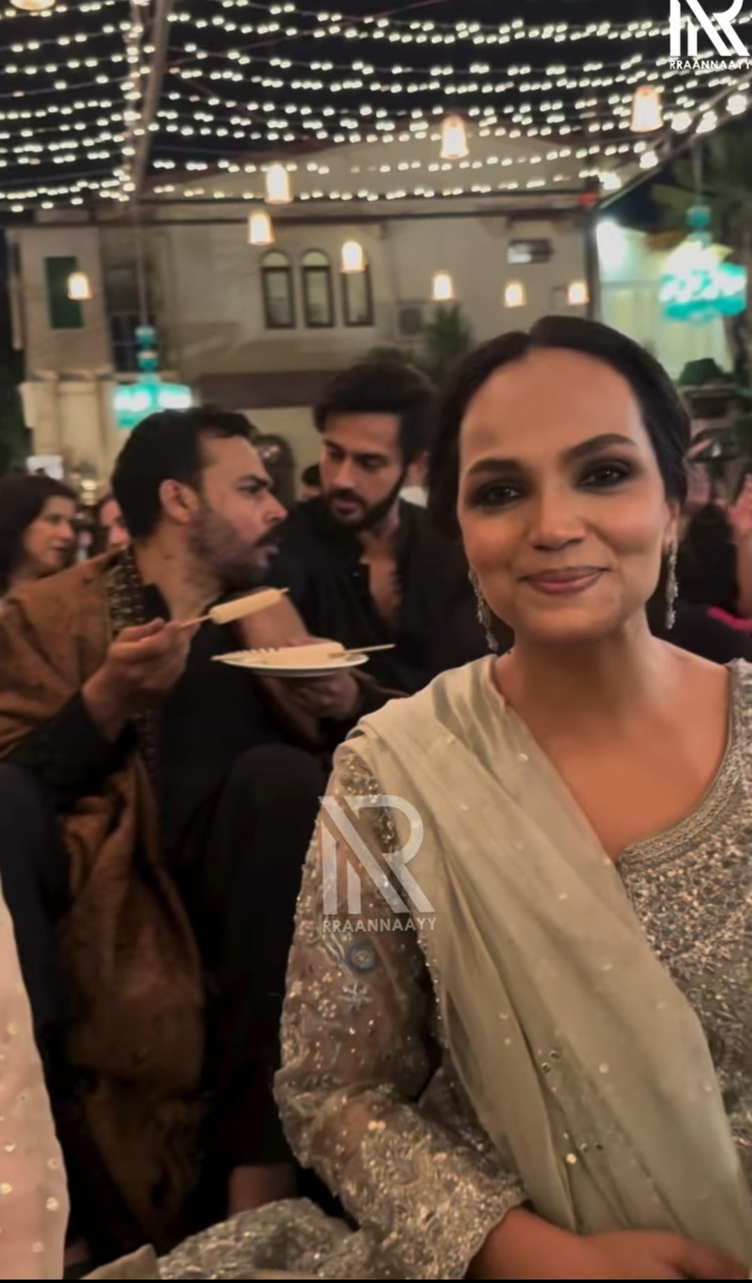 Kubra Khan and Gohar Rasheed Video from Qawali Night | Reviewit.pk