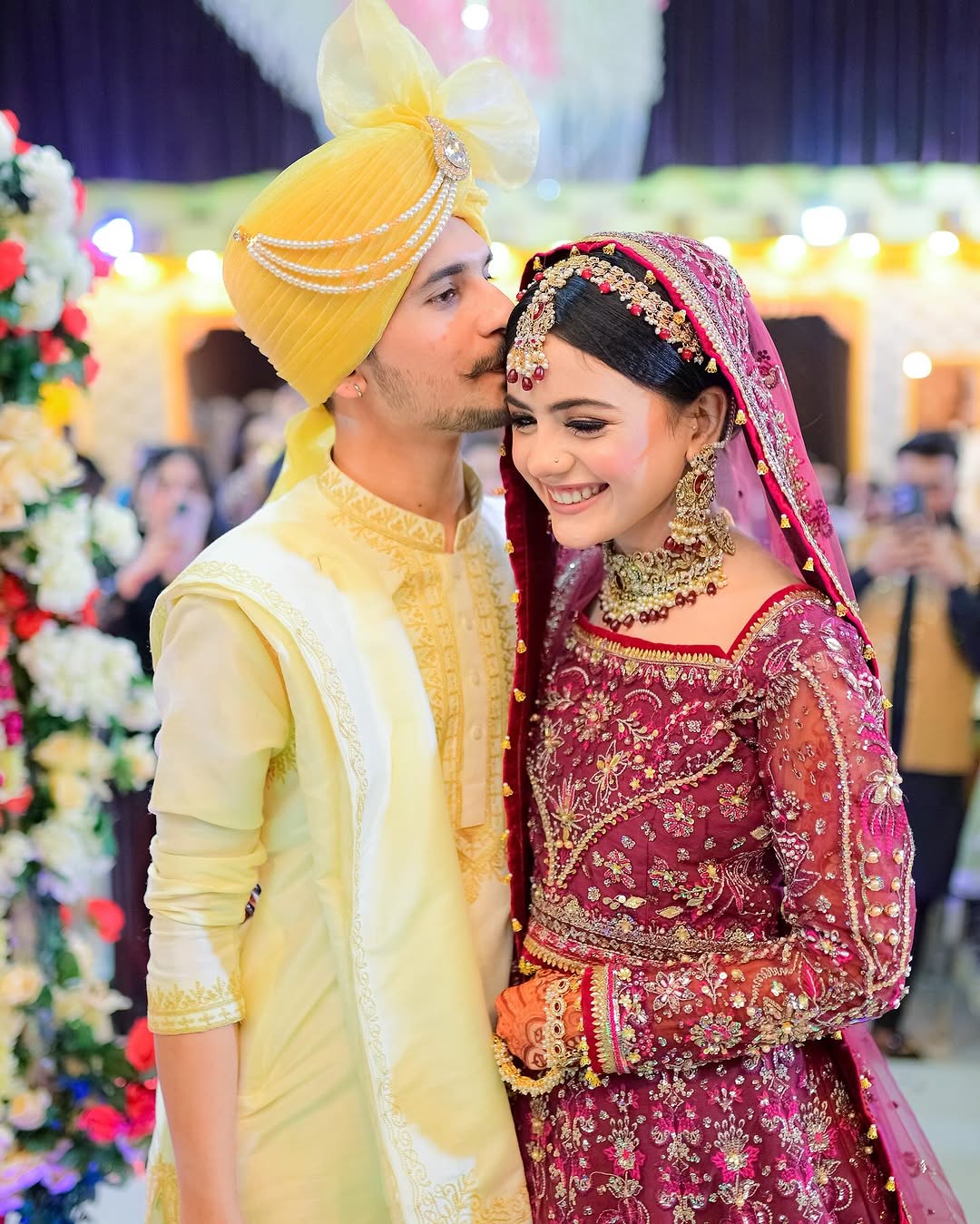 Mayi Ri Star Nain Sukh Gets Married | Reviewit.pk