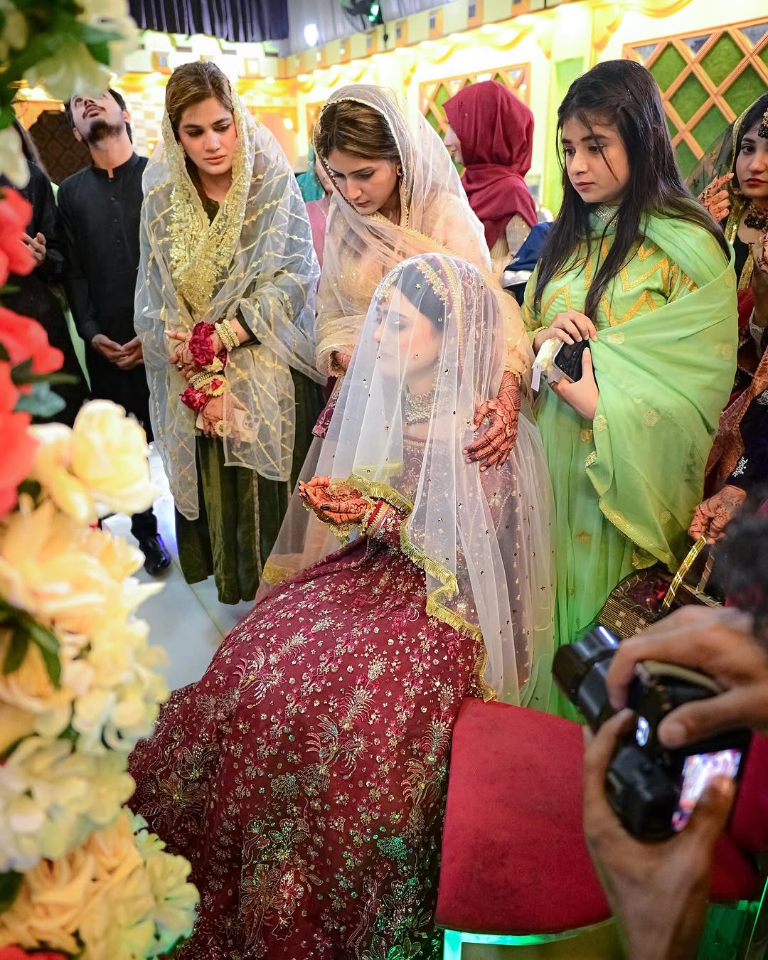 Mayi Ri Star Nain Sukh Gets Married | Reviewit.pk