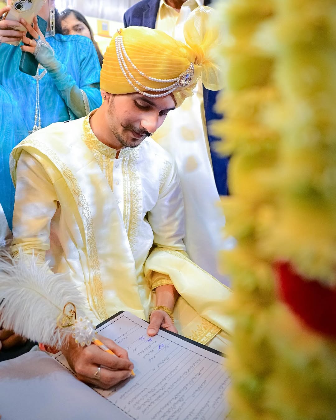 Mayi Ri Star Nain Sukh Gets Married | Reviewit.pk