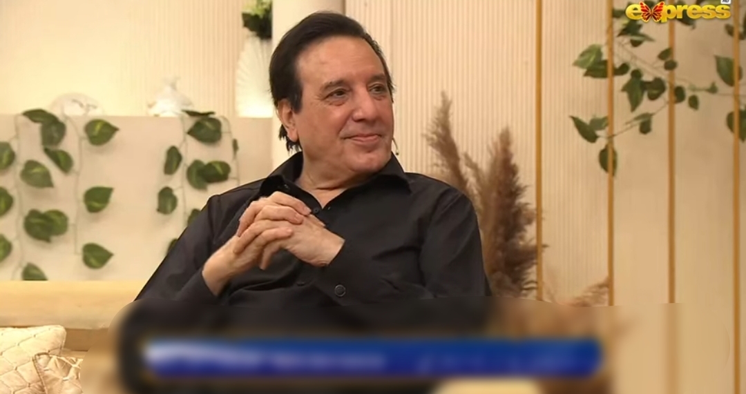 Javed Sheikh on How His Firm Belief in Allah Helped Him | Reviewit.pk